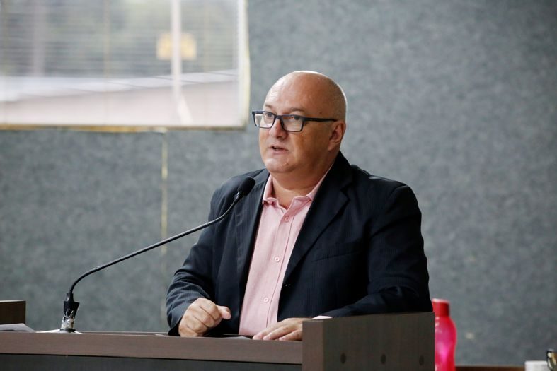 Luciano Silva critica falta de transparência, problemas na saúde, água ...